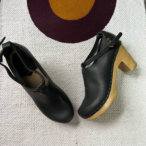 No. 6 | Shoes | No 6 Halter Top Clogs In Black Leather Size 6 | Poshmark